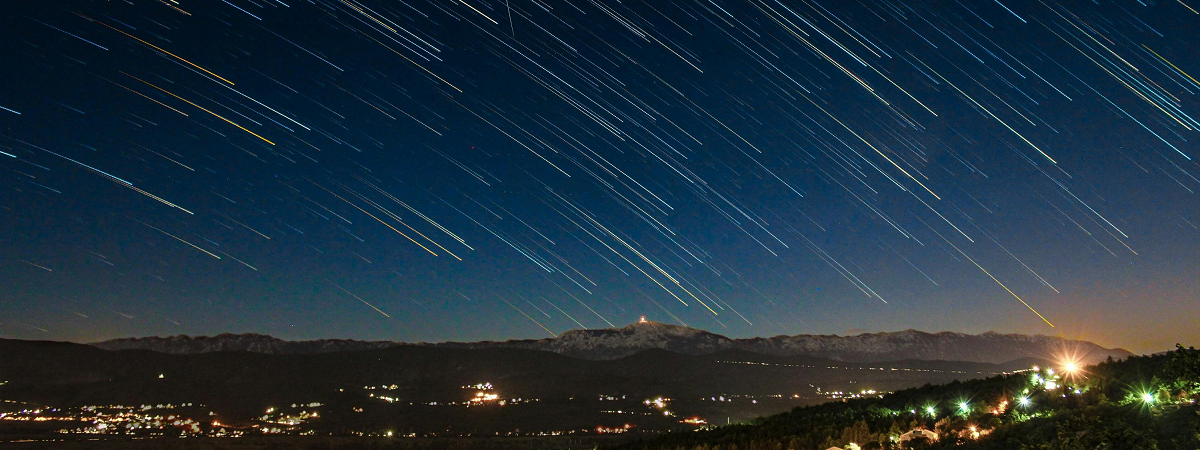 Perseid Meteor Shower 2026: UK Peak Dates, Times & Equipment Guide ...