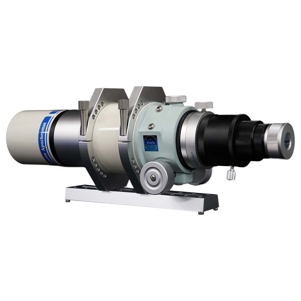 Takahashi FCT-65D F/6.2 Fluorite Triplet Apo Refractor Telescope - Widescreen Centre